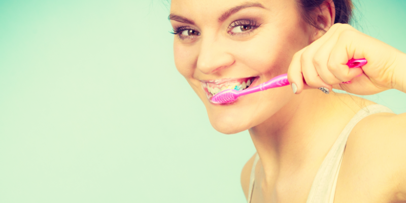 5 Reasons Why Your Teeth Are Changing Color